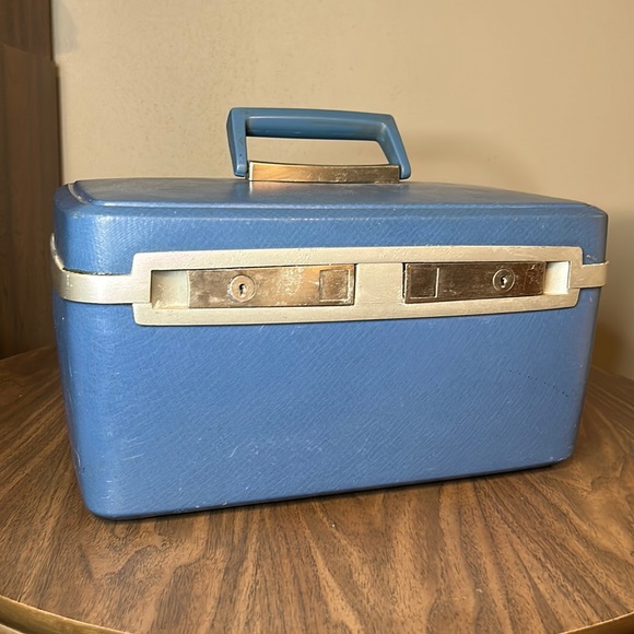Samsonite | Other | Vintage Samsonite Sentry Train Case | Poshmark